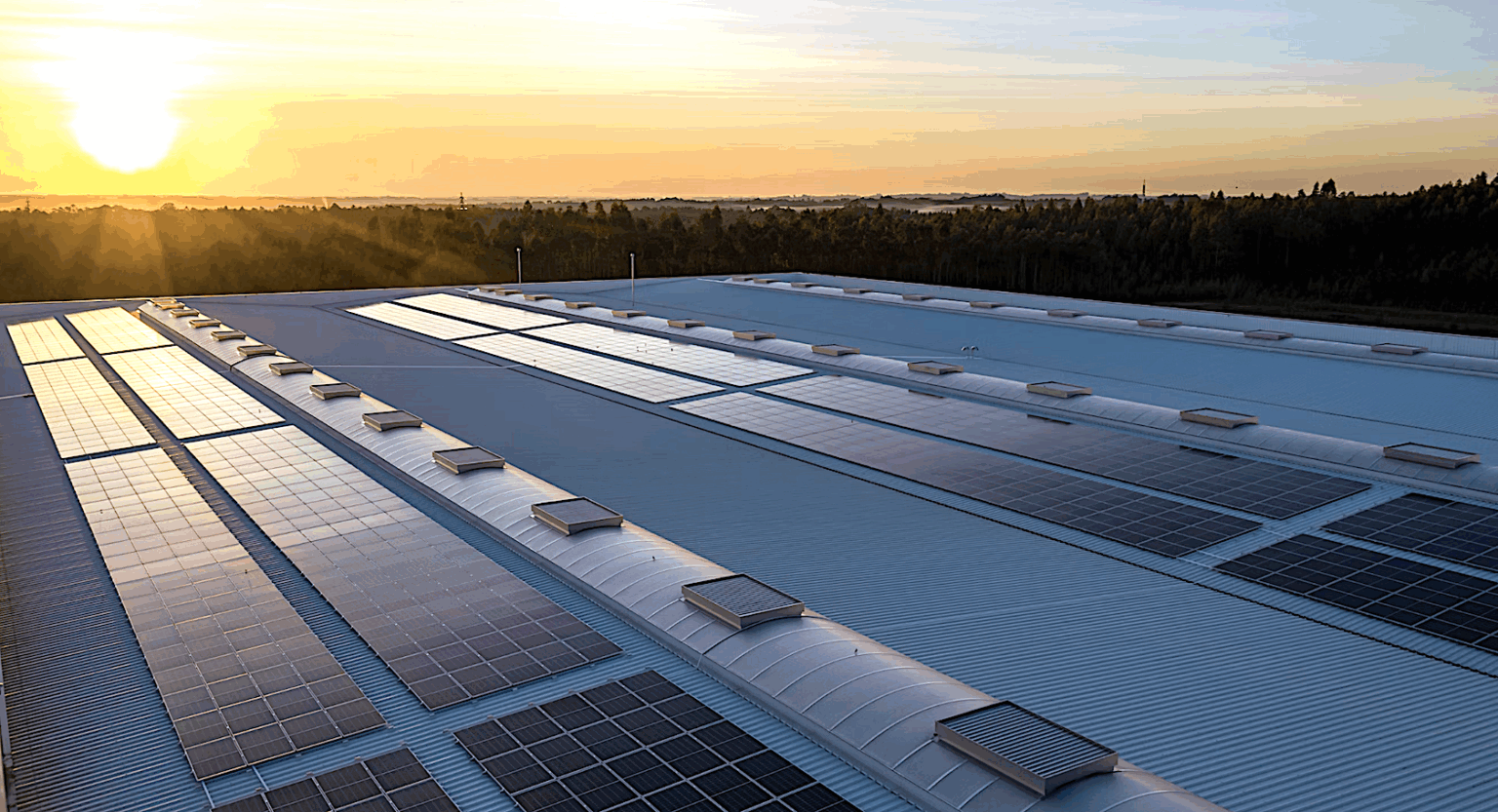 【2025年版】太陽光パネルのおすすめメーカー11選！家庭用・業務用に分けて徹底比較 – SolarTechLife